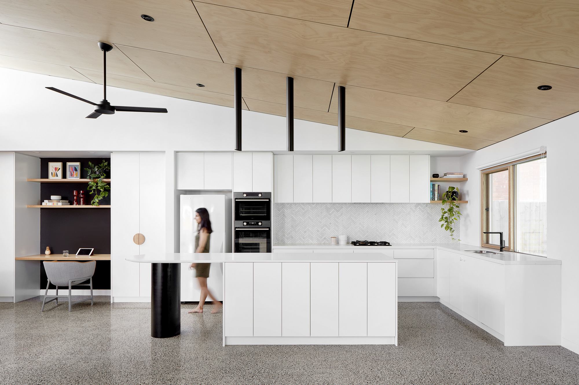 Lean-2 - Home Snapshots