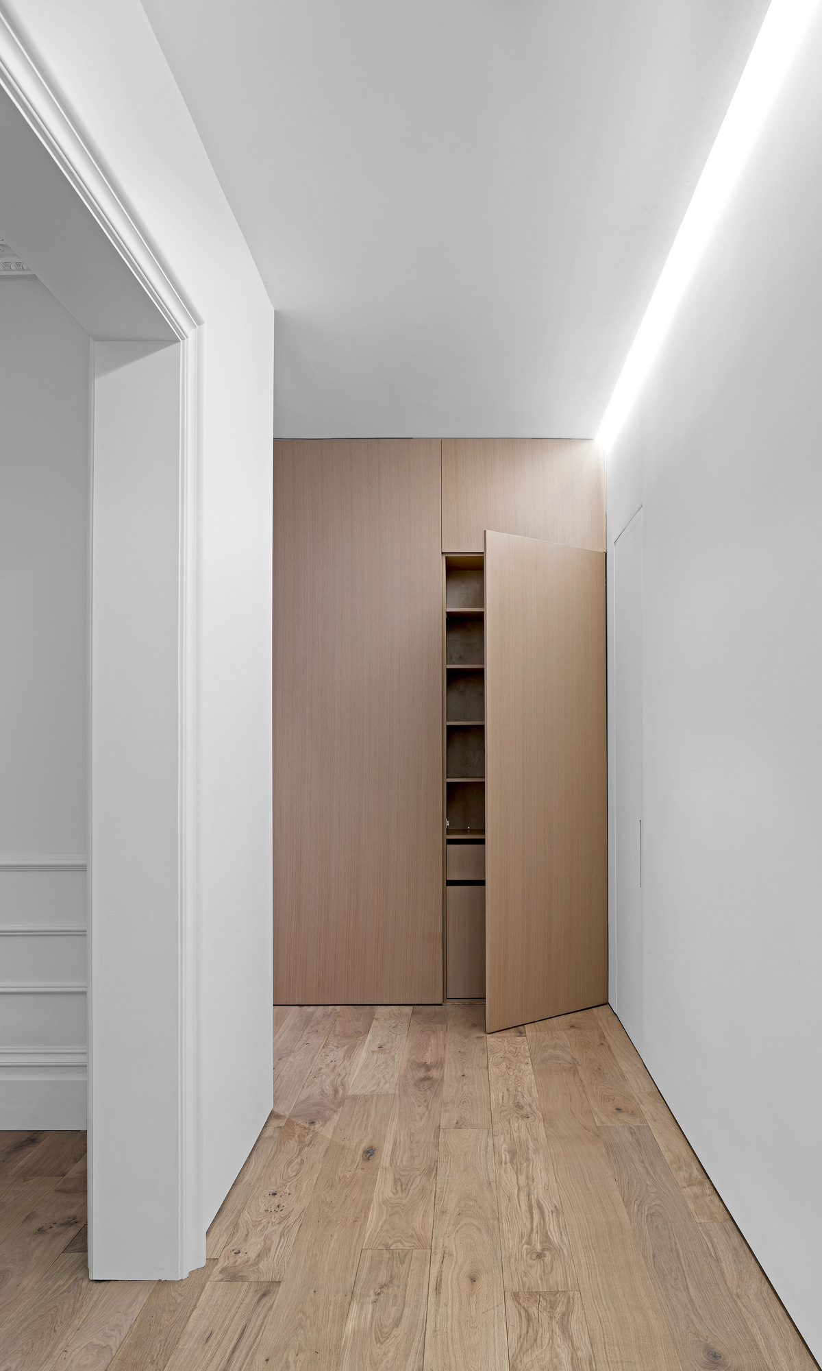 Two-Way House - Home Snapshots