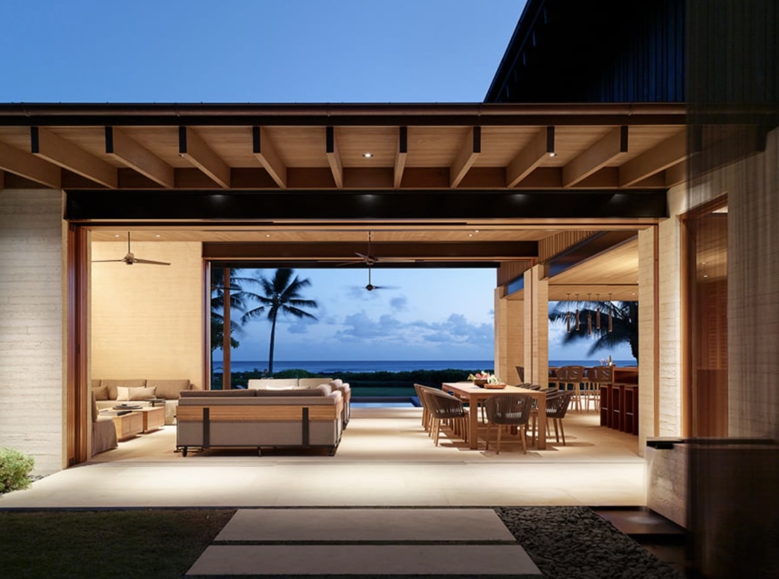 Hale Nukumoi House - Home Snapshots